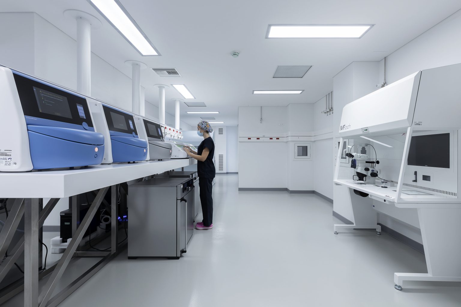 Embryology Lab - ΥΓΕΙΑ IVF Εμβρυογένεσις